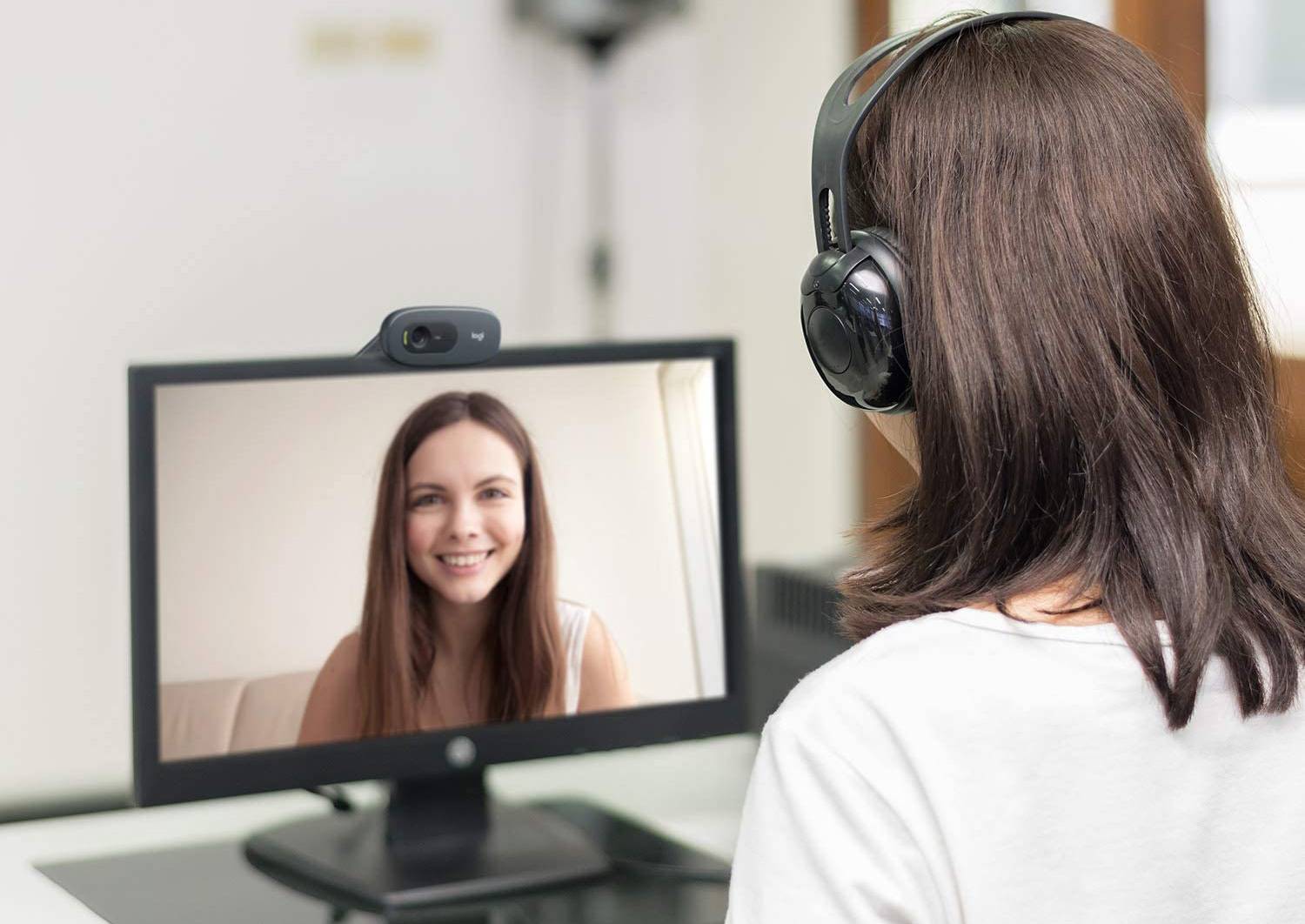 What Webcams Are Compatible with Windows 10? - Complete Guide