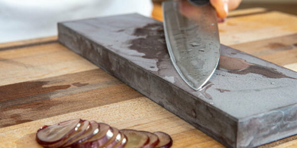 How to Properly Use a Whetstone: A Guide - EmptyLightHome