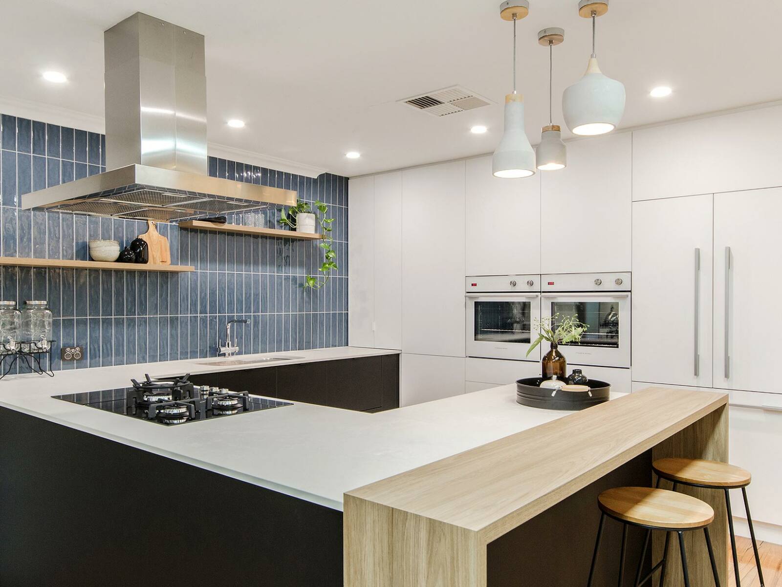 4 Reasons to Redecorate Your Kitchen with Wood - EmptyLightHome